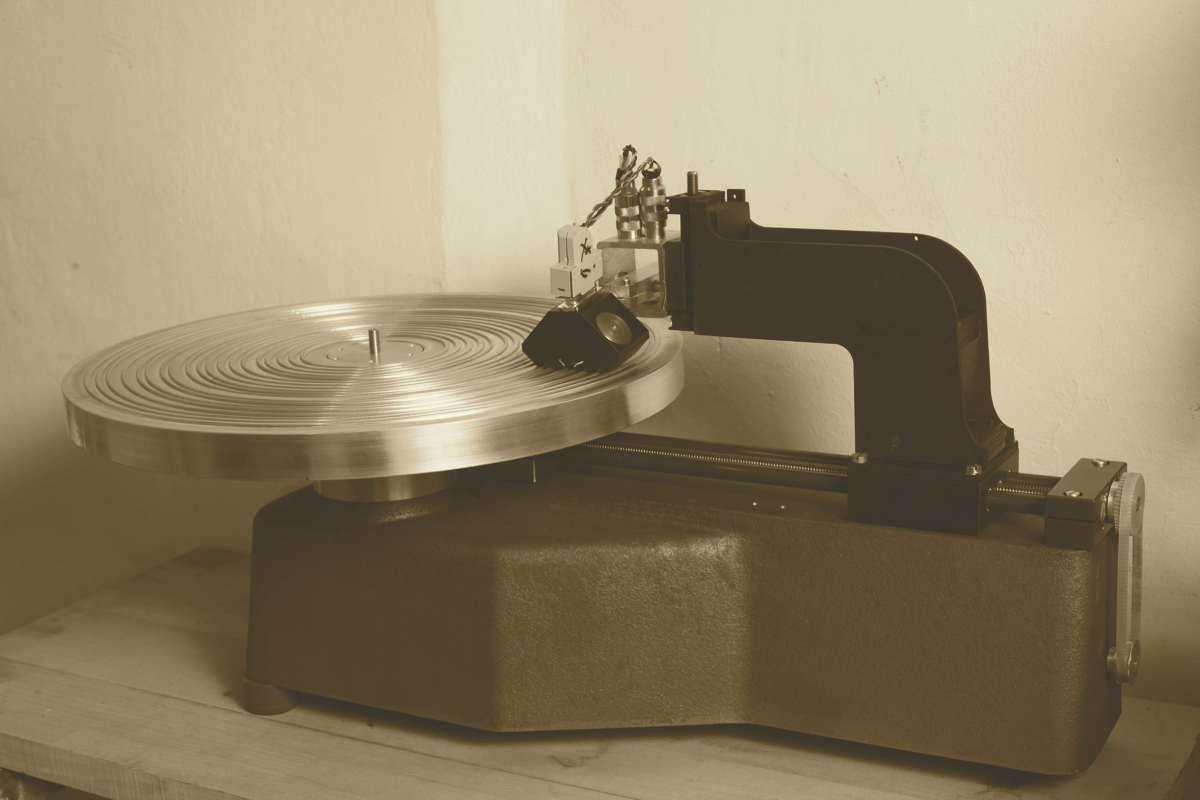 FLoKaSon AM44 cutting lathe - FLoKaSon Best Audio